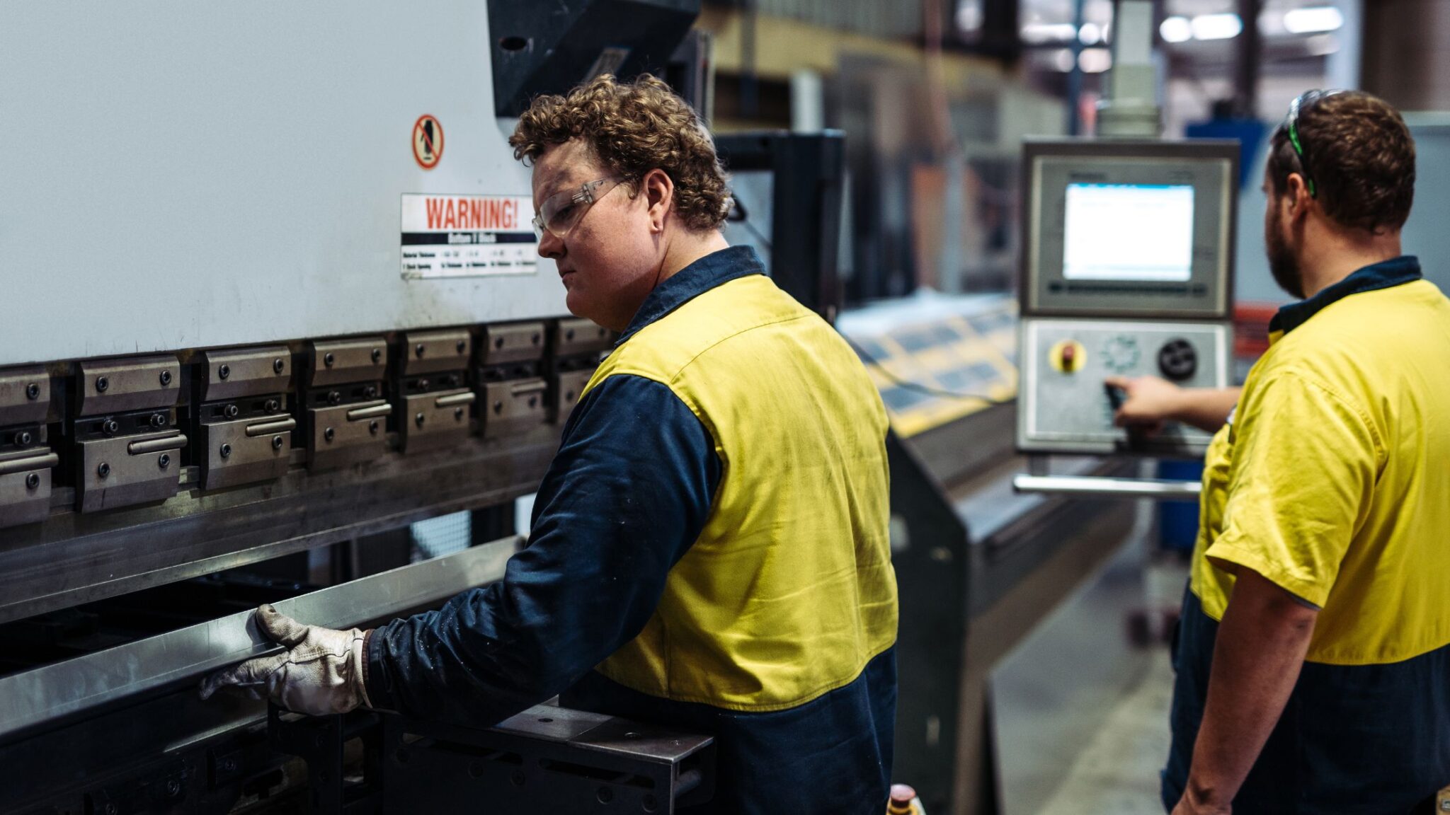 Estampado Metálico en la Industria Automotriz | Calorxfrio